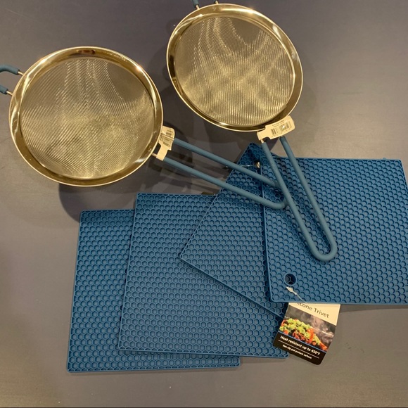 Mainstays | Kitchen | Navy Blue Kitchen 2 Hand Strainers 4 Trivets ...